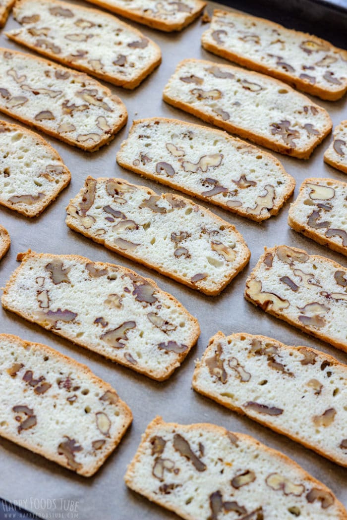 Walnut Biscotti Recipe - Happy Foods Tube