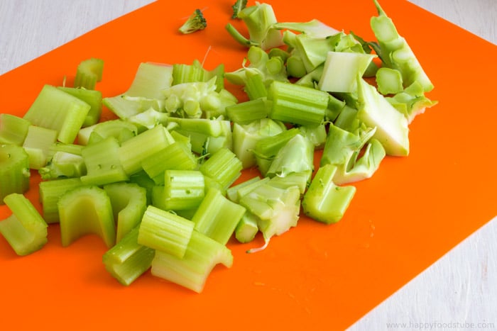Creamy Broccoli & Celery Soup Recipe - Happy Foods Tube