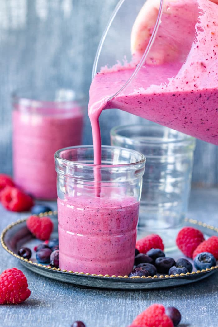 Mixed Berry Smoothie Recipe - Happy Foods Tube