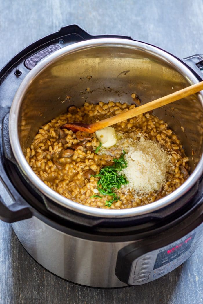 Instant Pot Barley Risotto Recipe - Happy Foods Tube