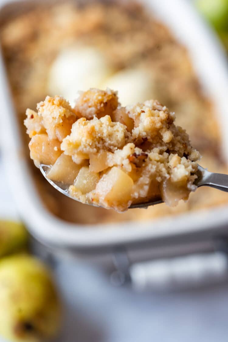 Easy Pear Crisp Recipe - Happy Foods Tube